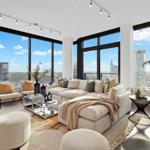 Luxury Apartment Pricing & Availability | Hanover Brazos Street